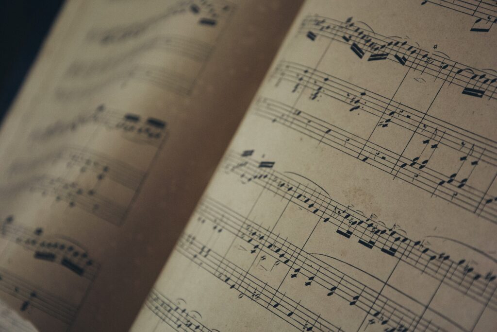 How to Write a Song Without an Instrument – 123 Rock – School of Music